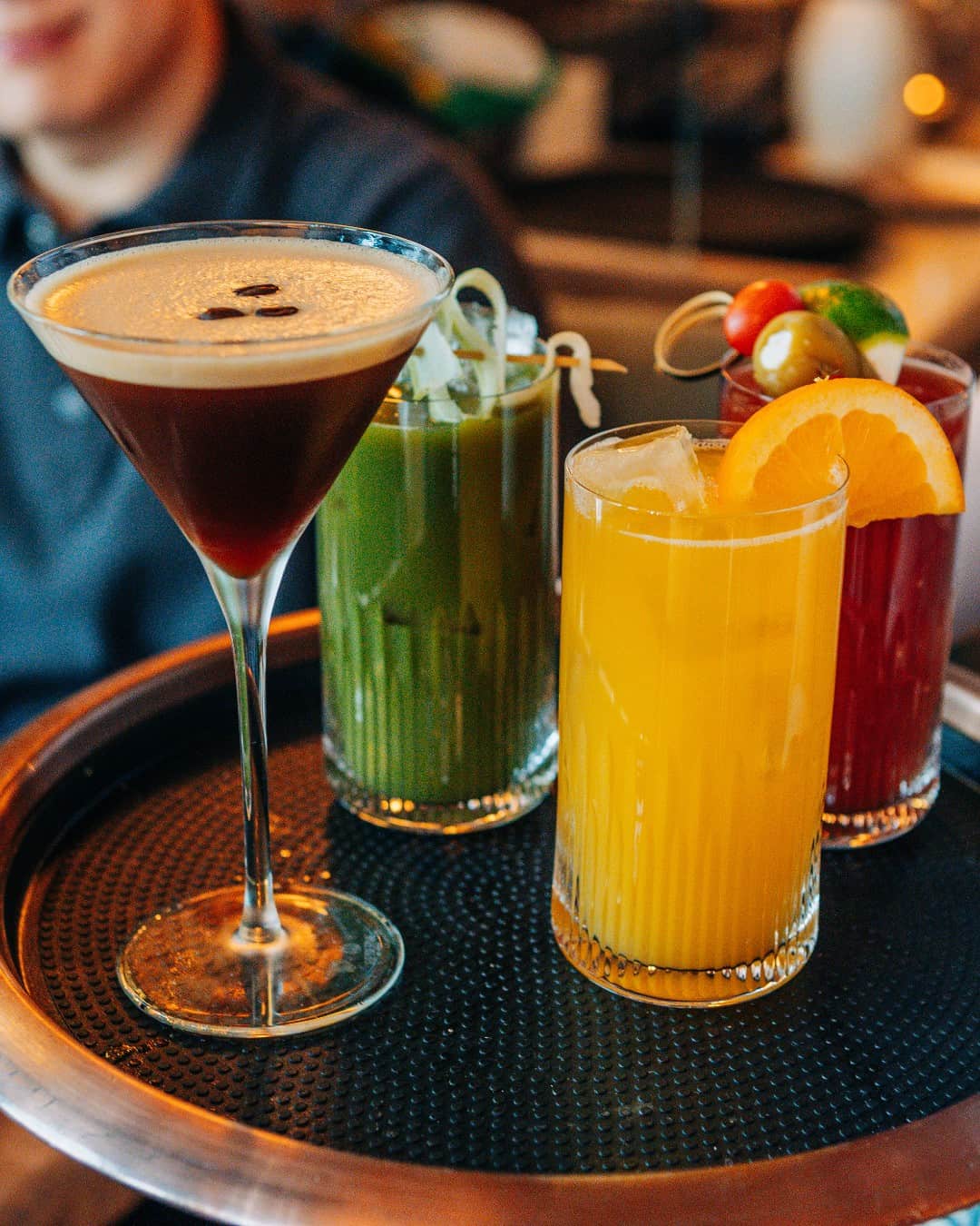 The Ultimate West Loop Chicago Happy Hour 2024 Guide - HHRevolution