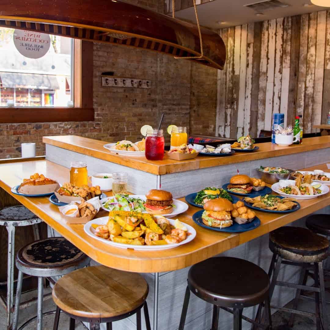 3rd Coast Fish Bar in Lakeview Chicago Happy Hour - HHRevolution