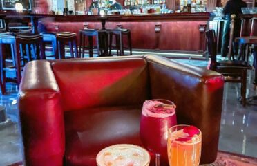 West Loop Chicago Happy Hour - HHRevolution