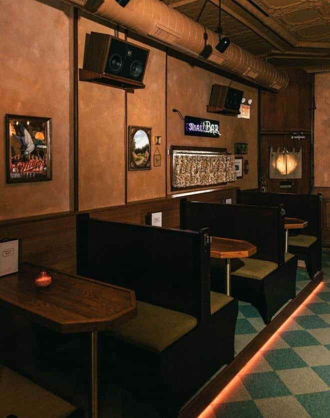 Small Bar in Logan Square Chicago Happy Hour - HHRevolution