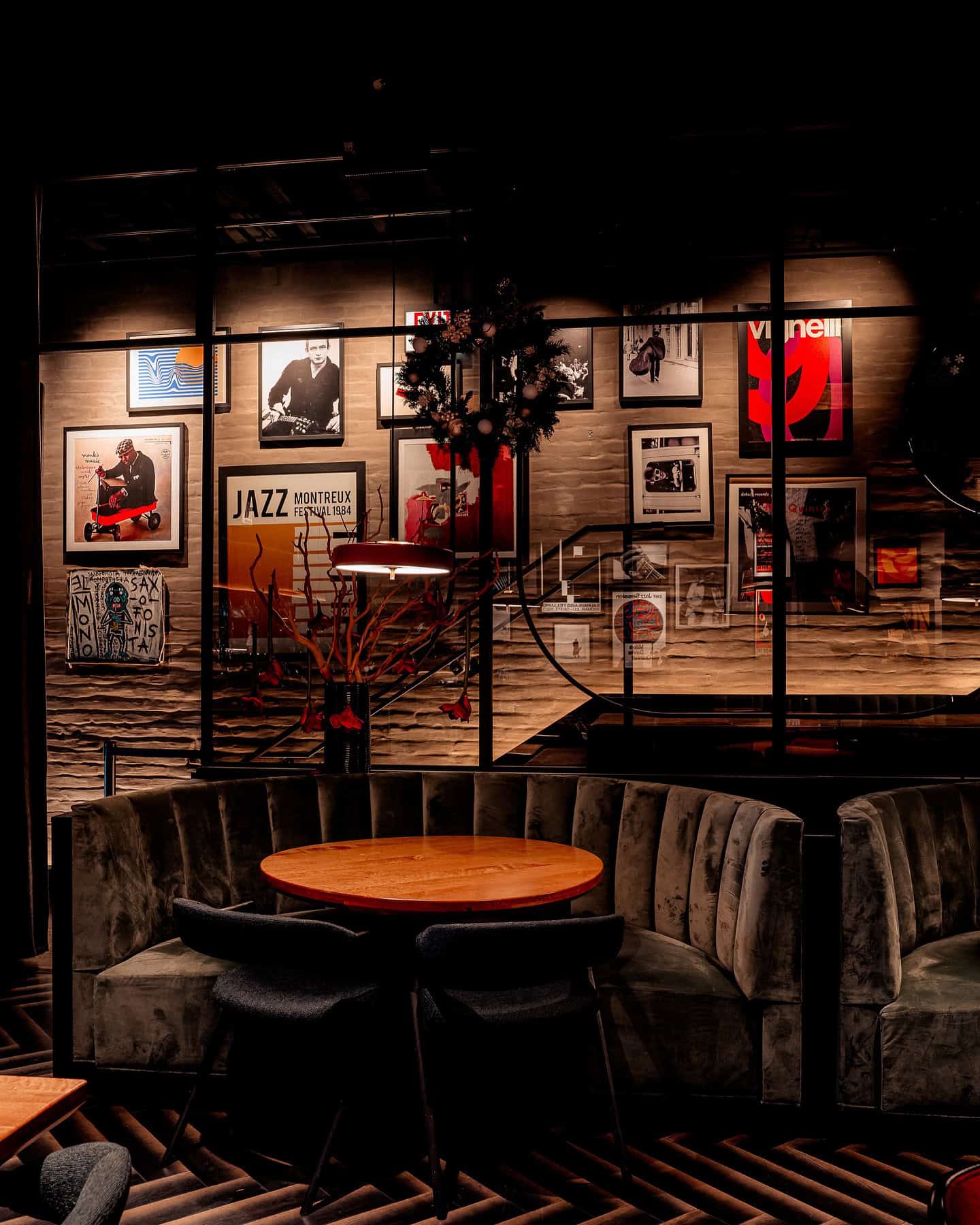 UMMO in River North Chicago Happy Hour - HHRevolution